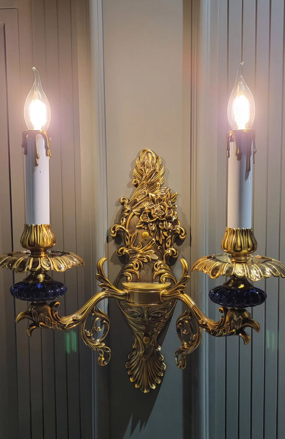 Candlecrest Wall light – Nadeem Lights